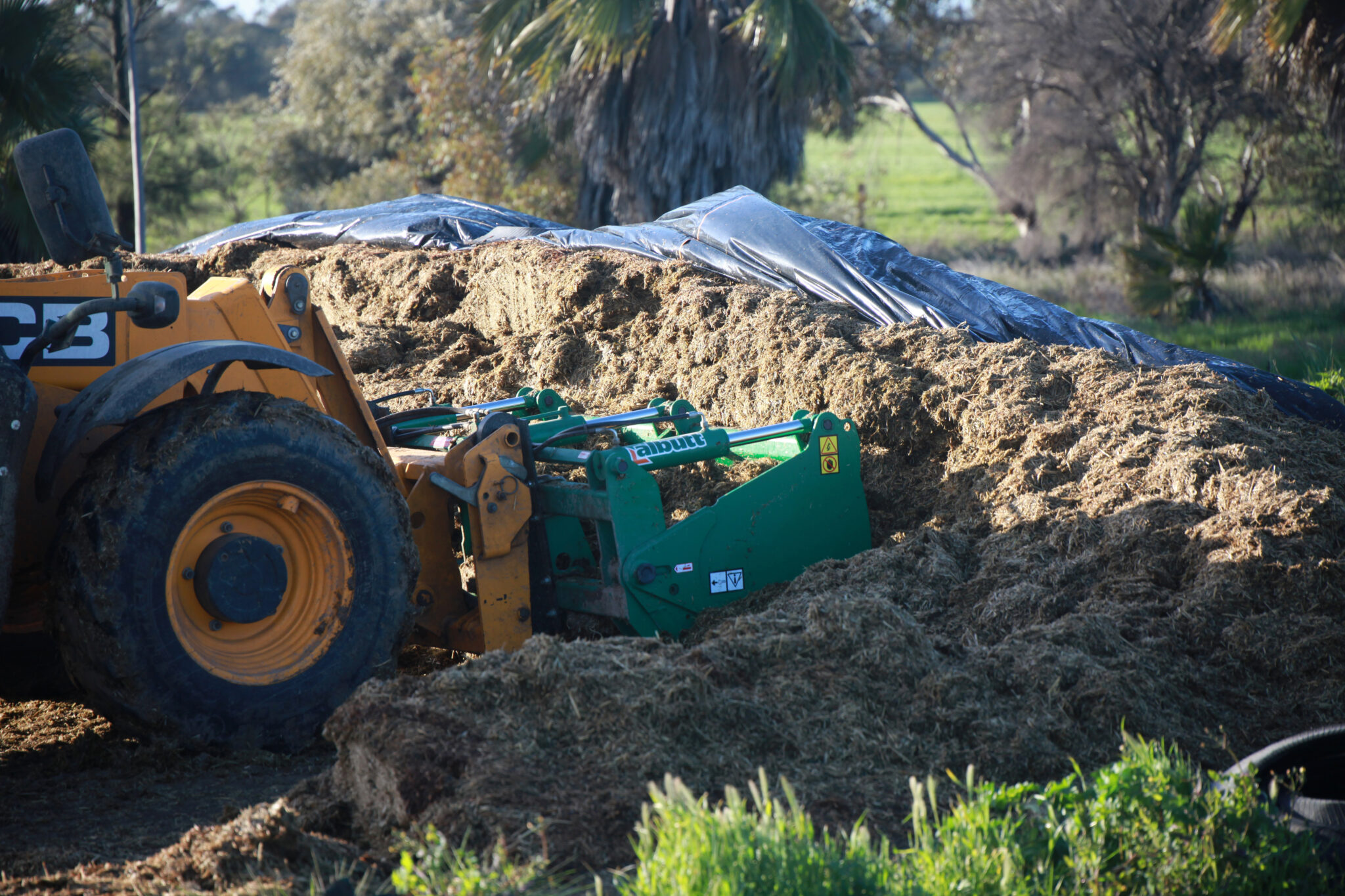 Silage Shear Grab | Prevents Spoilage of Silage